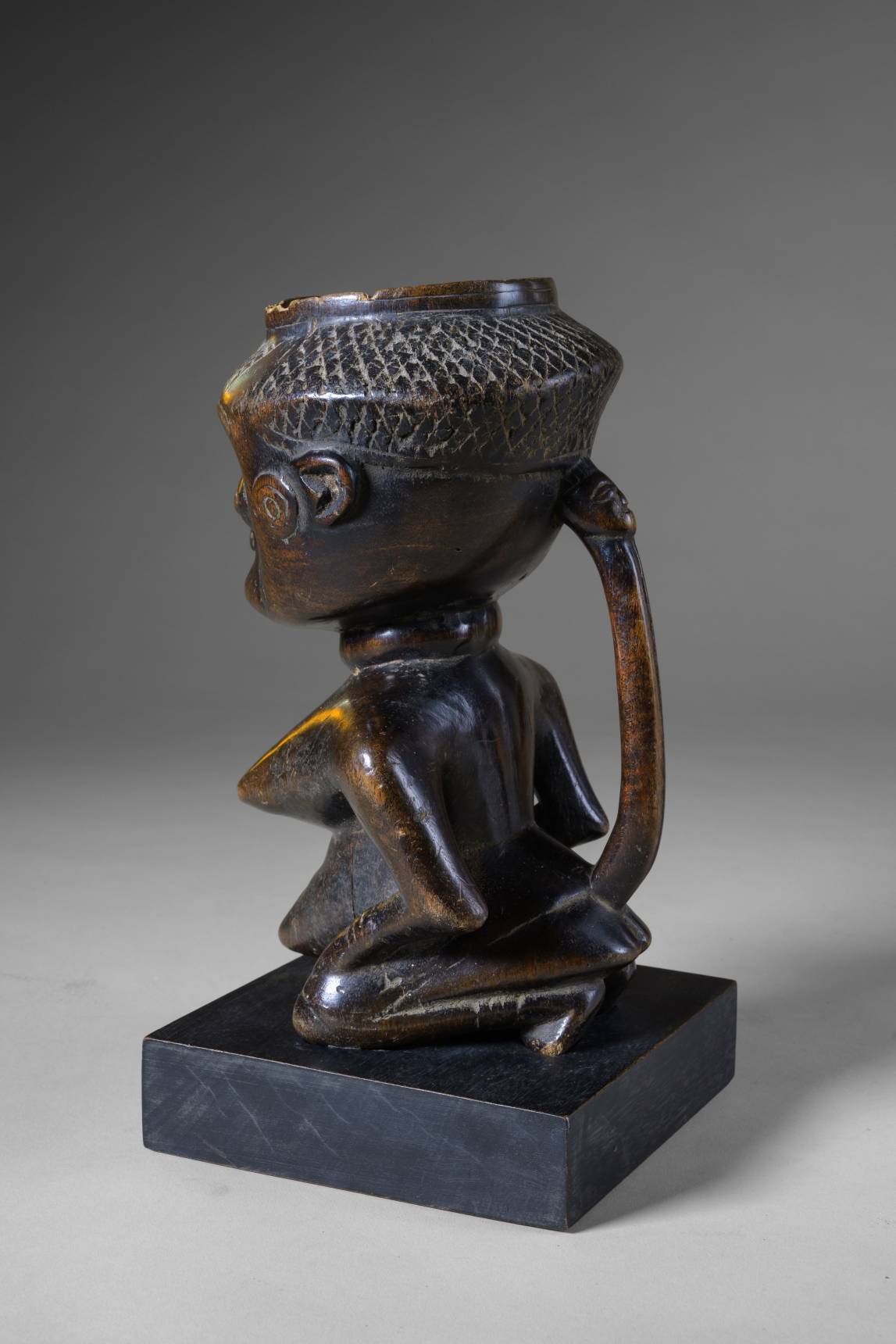 Kuba Wongo, Coupe | Galerie Origines